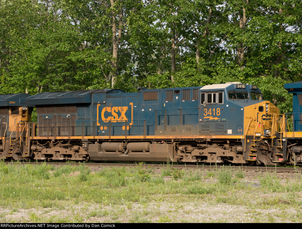 CSXT 3418